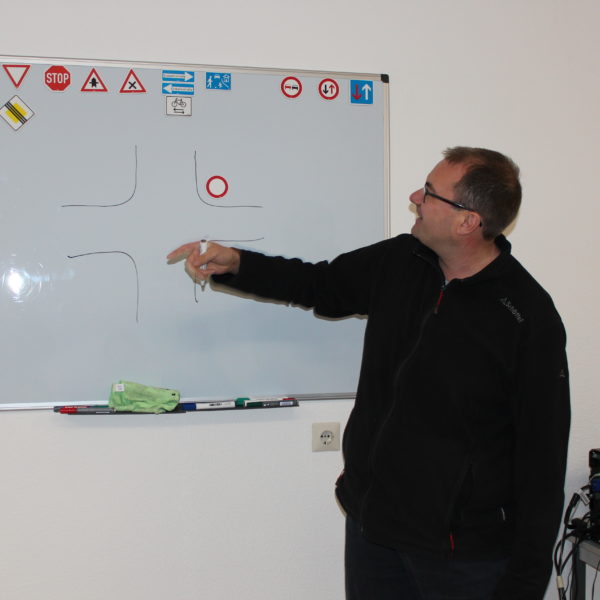 Theorieunterricht / Praxis • michaels-fahrschule.de